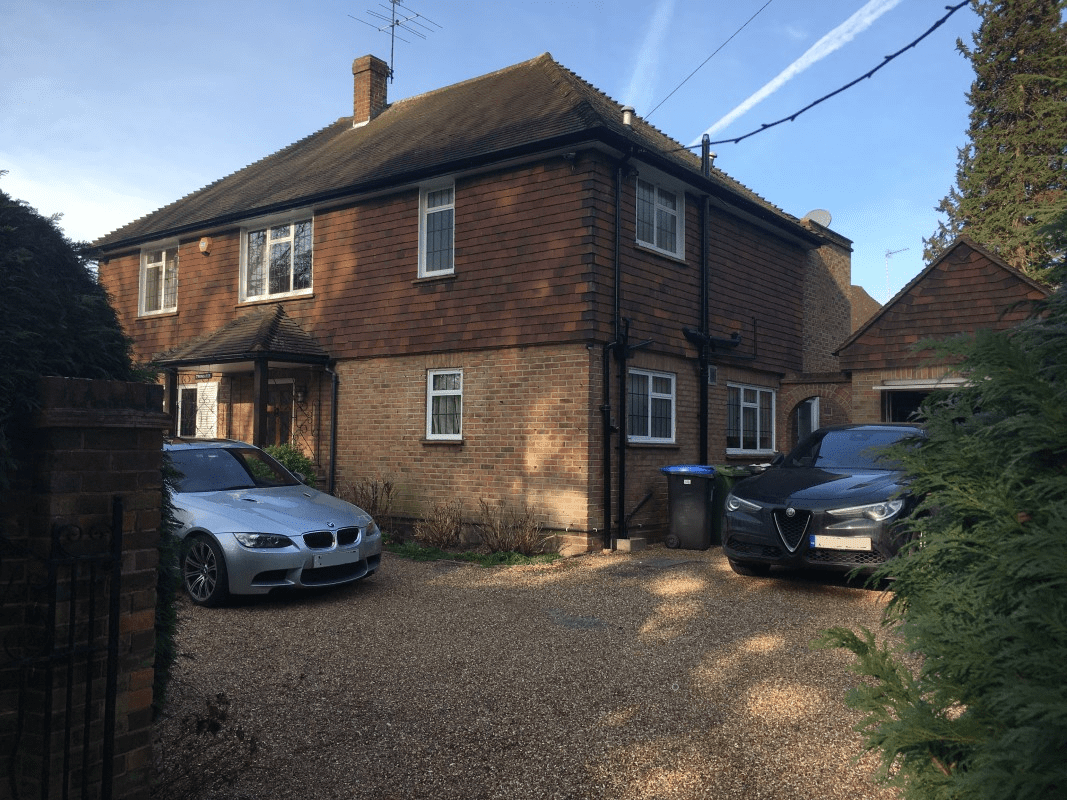 5 bedroom classic 1950s style - MB Architecture